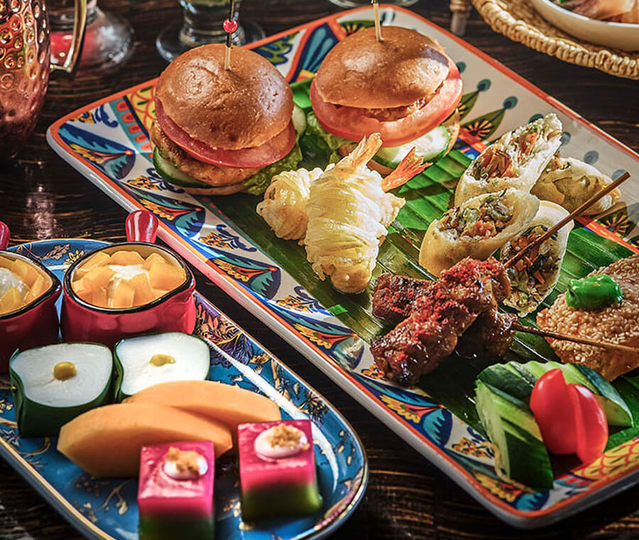 Spices | Outdoor Dining | The Repulse Bay